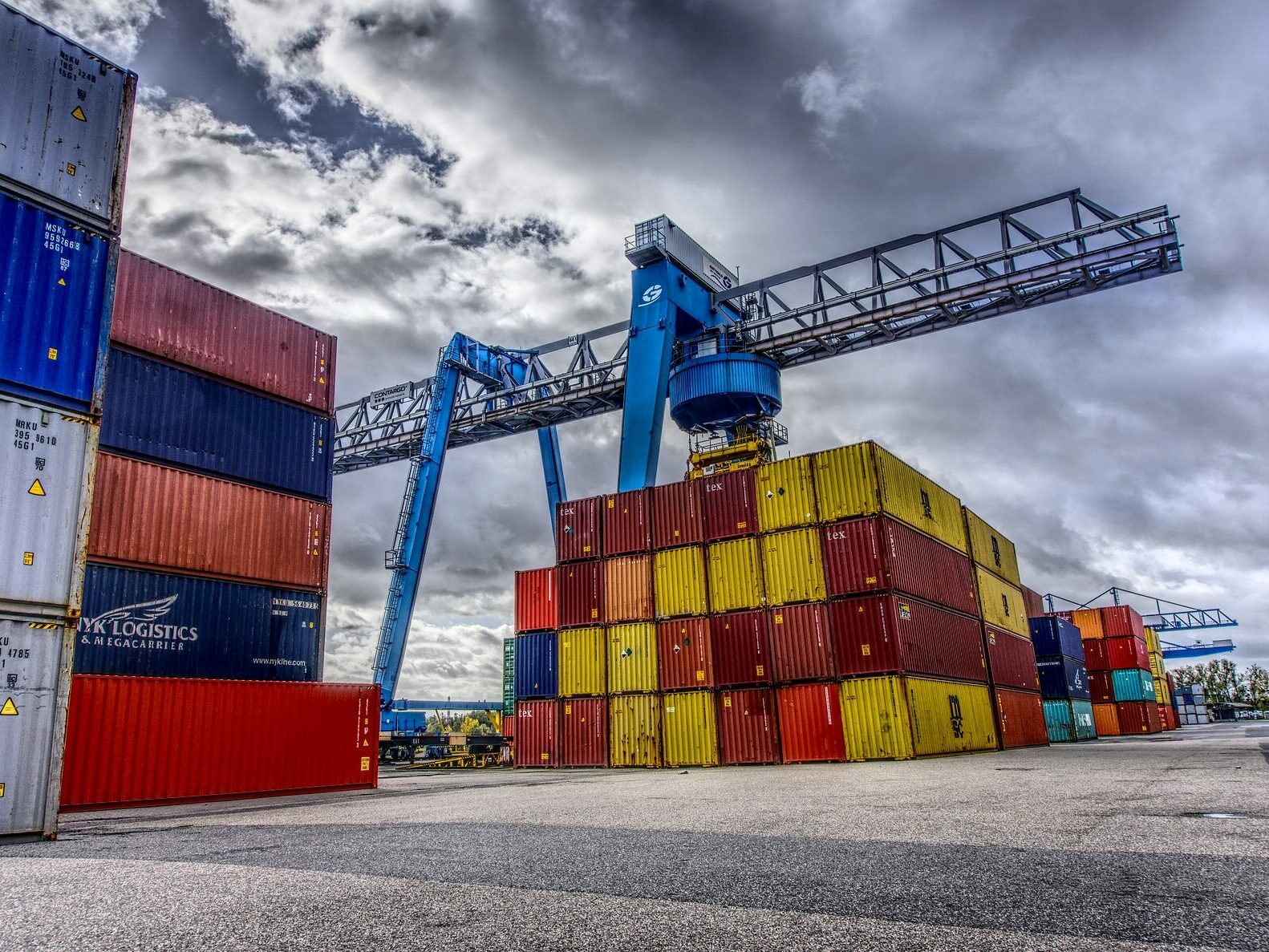 Container ports in Europe: Top 15. - Eceplast